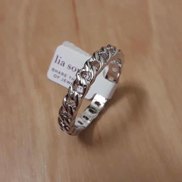 Lia Sophia | Jewelry | Lia Sophia Set Of 2 Stackable Technique Rings | Poshmark